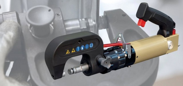 Rivet Bonding Techniques That Enhance Heavy-Duty Truck Repairs | Pro ...